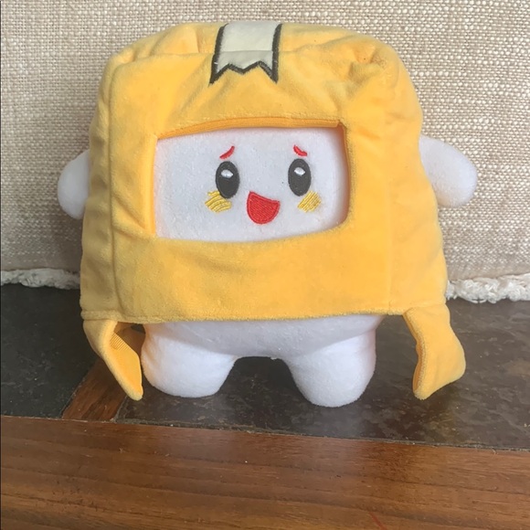 lanky box | Toys | Yellow And White Stuffed Animal Plush Toy | Poshmark